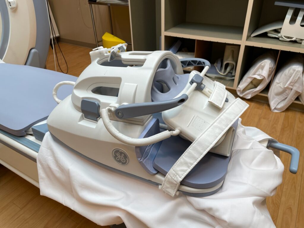 GE 2006 3.0T HDxT 23 X 16 CH Twin-Speed MRI system | PM Imaging Management